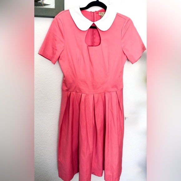 Lindy Bop | Dresses | Lindy Bop Peter Pan Collar Cut Out Pinup Vintage ...
